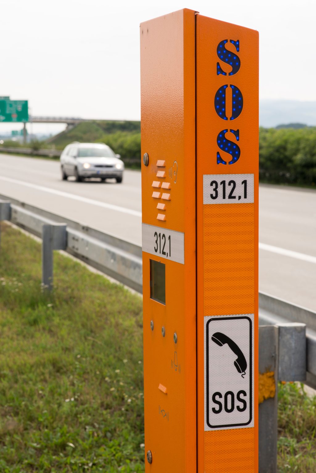 What to do if you breakdown on a motorway – Elite Vehicle Repairs
